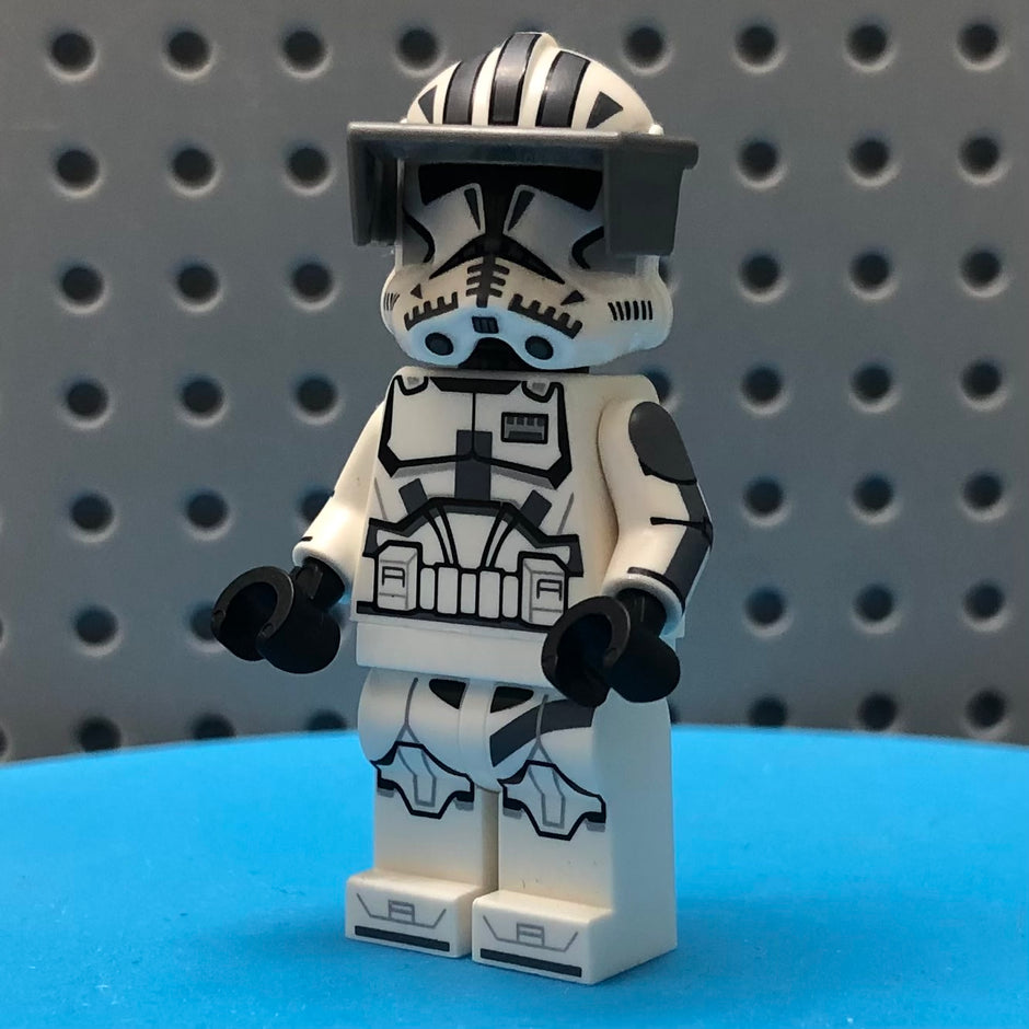 Minifigures – Tom the Builder